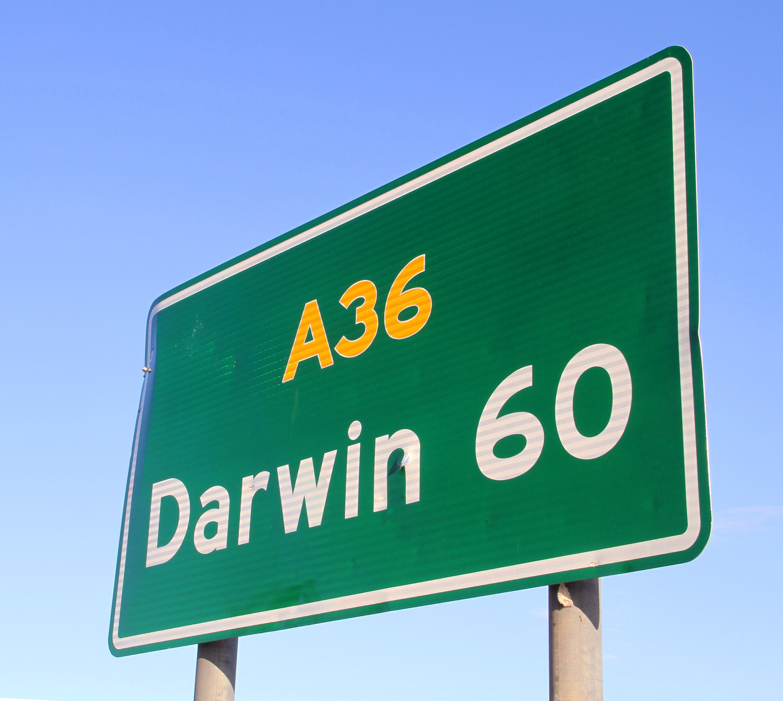SI316 Darwin sign - ExpatGo
